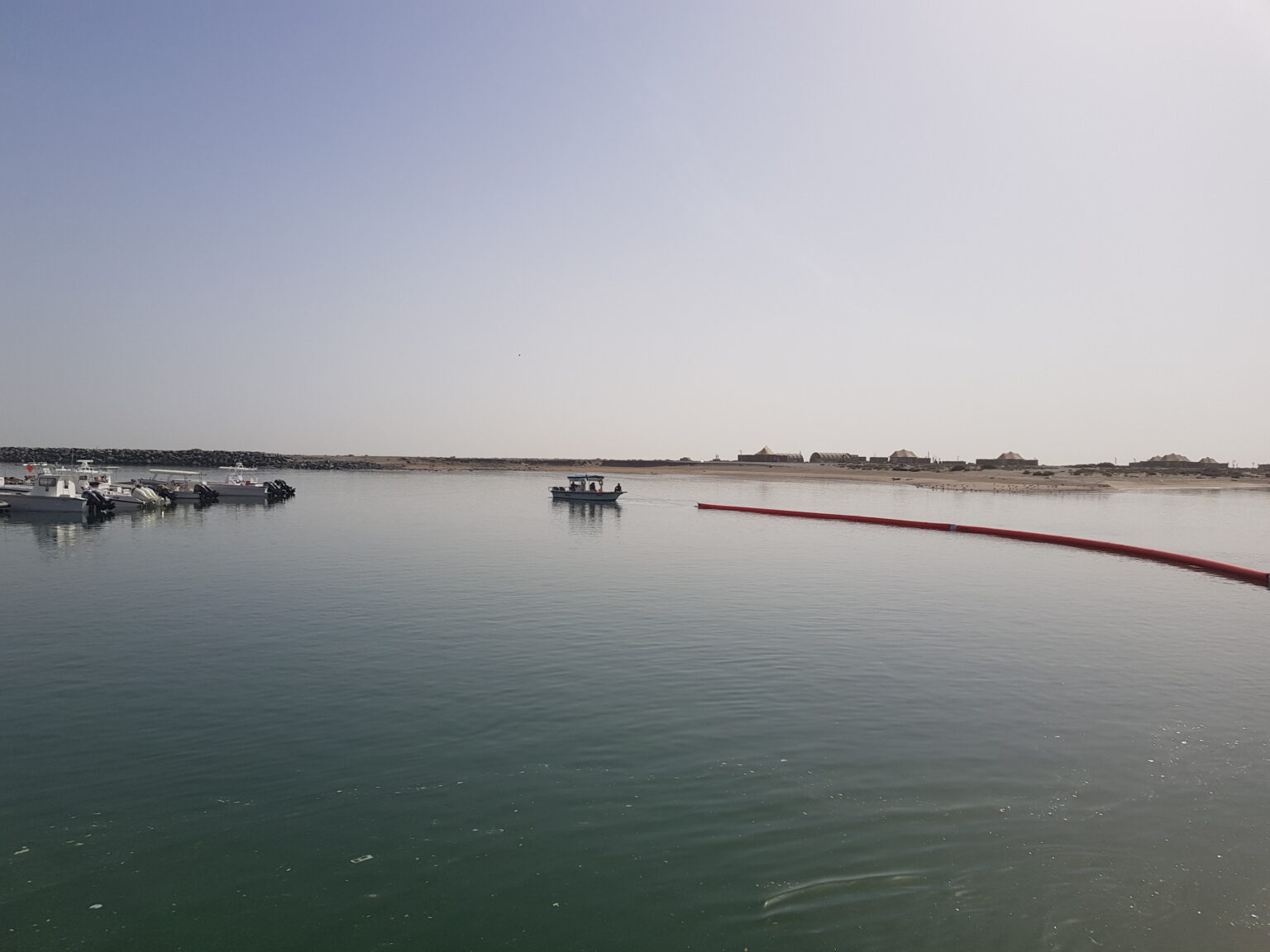 Oil booms: Oil boom types and functions explained - Ecocoast